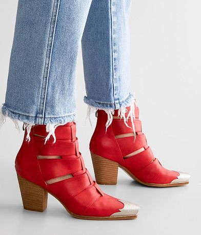 Beast Fashion Dakota Western Ankle Boot - Women's Shoes in Red | Buckle