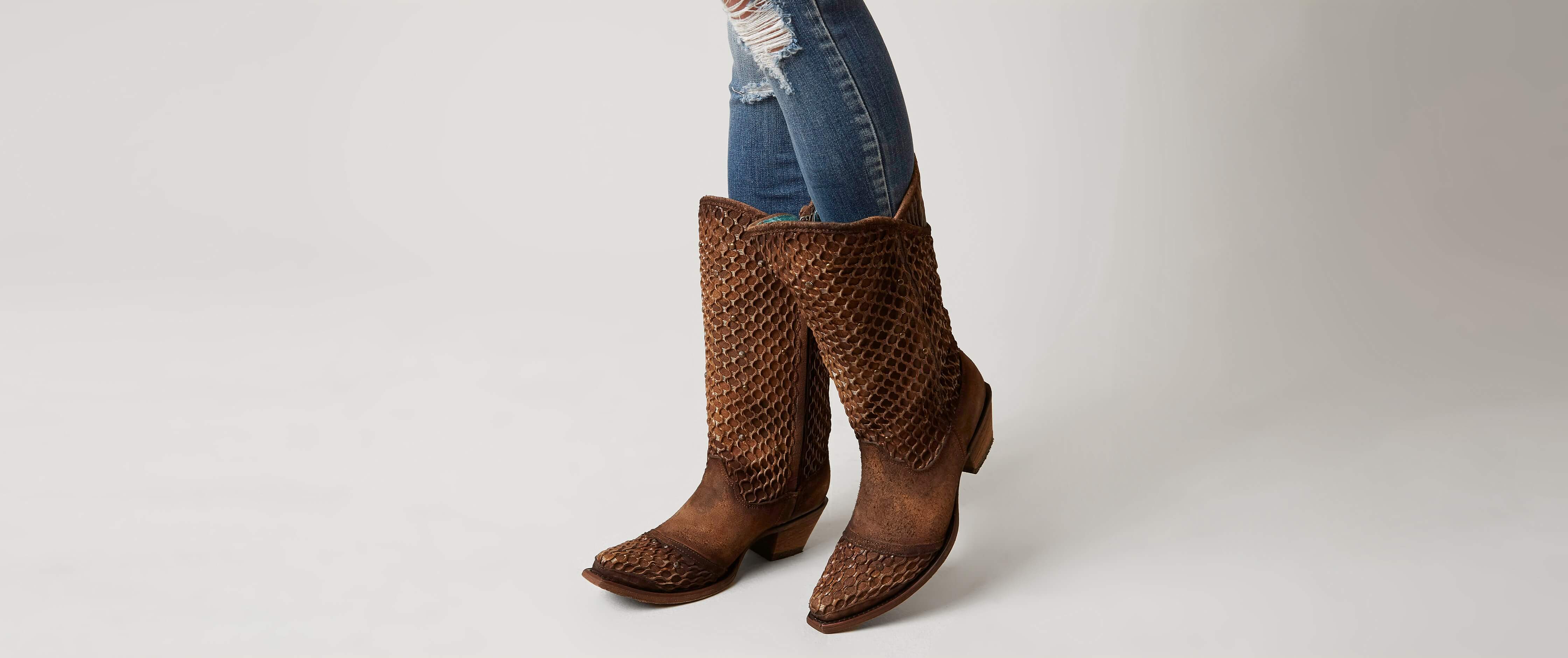 Clothing for Women - Corral | Buckle