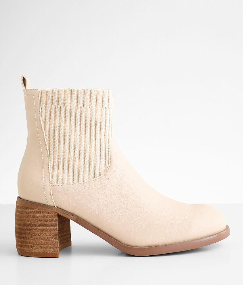Oasis Society Tessa Ankle Boot - Women's Shoes in Off White | Buckle