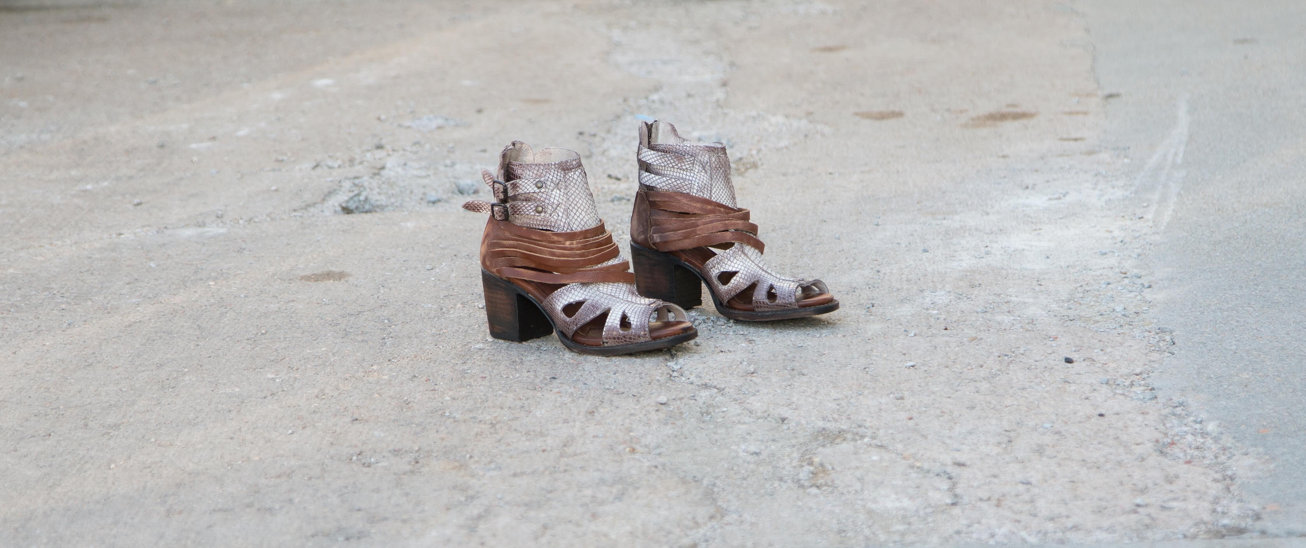 Pacific Re-shoot Biscuit freebird sandals Manifestation win while