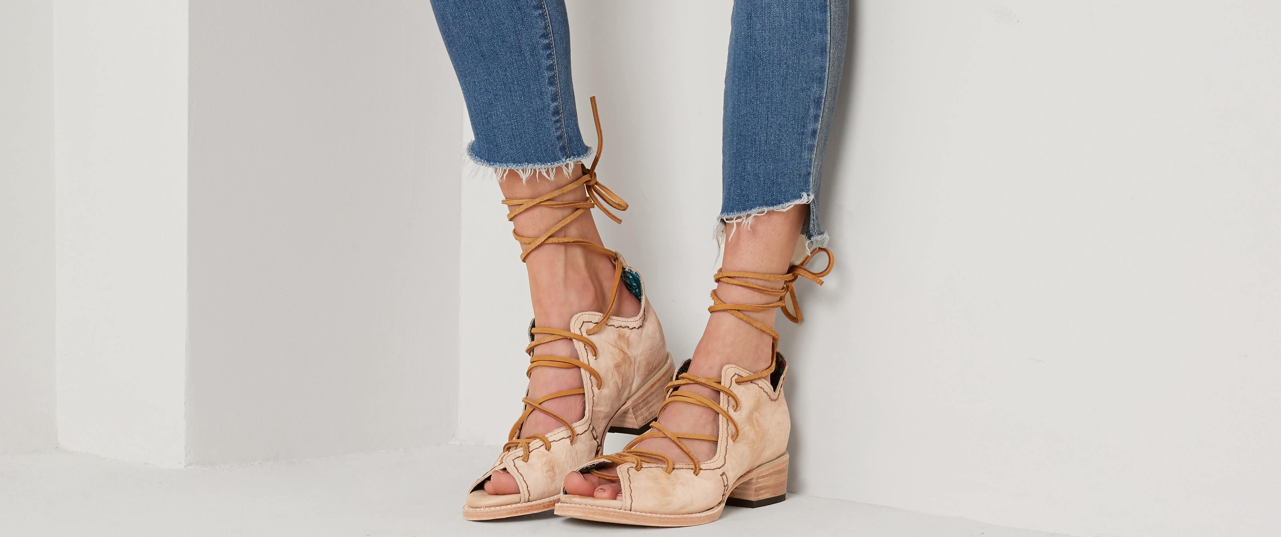 Freebird by Steven Peace Shoe - Women's Shoes in Natural | Buckle