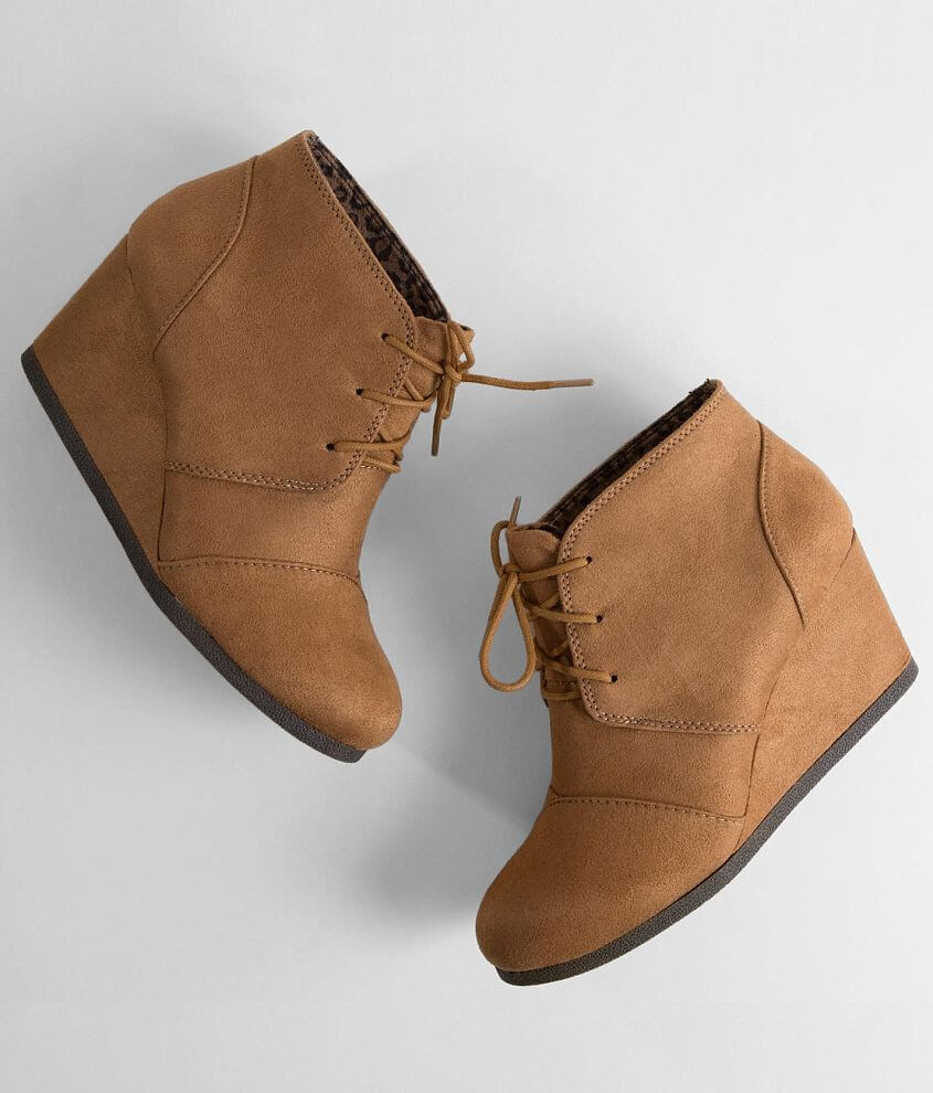 Cityclassified Lace-Up Wedge Shoe - Women's Shoes in Hazel | Buckle