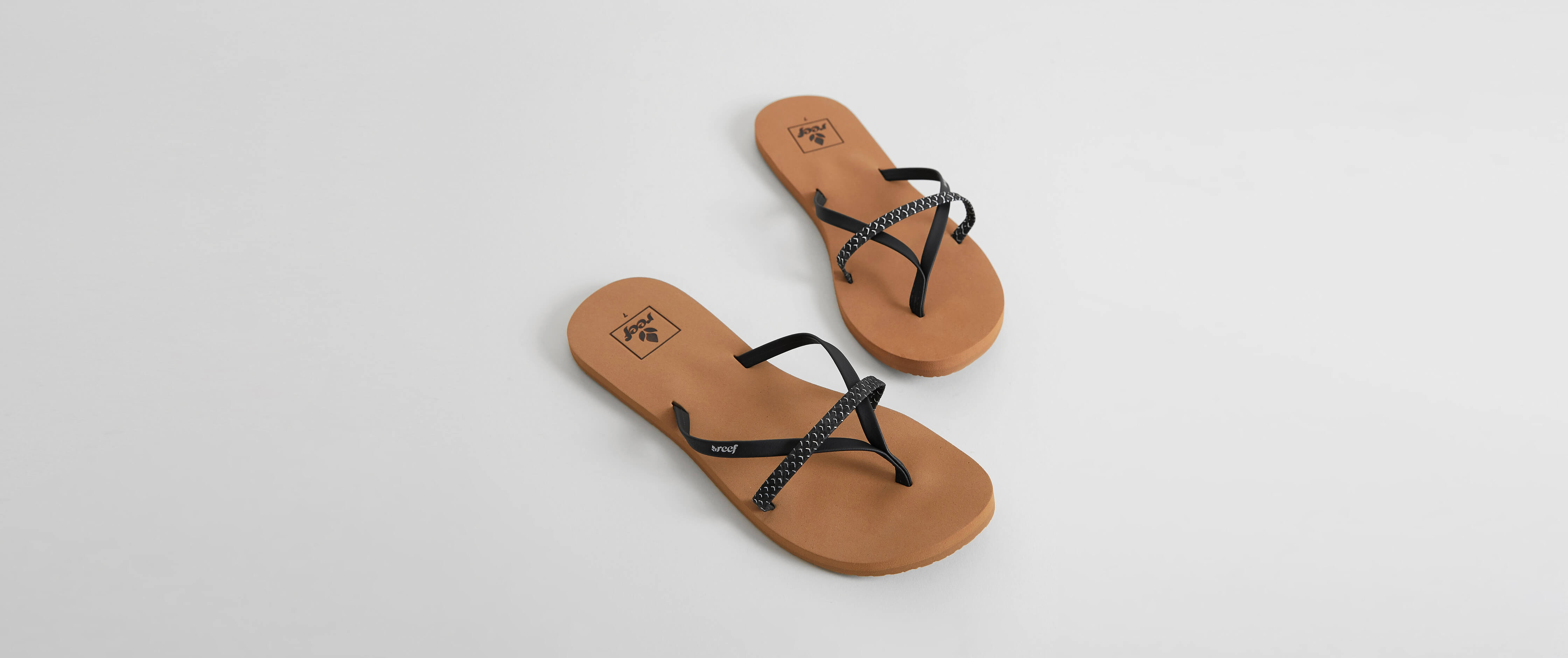 Reef Bliss Wild Flip - Clothing in Black | Buckle