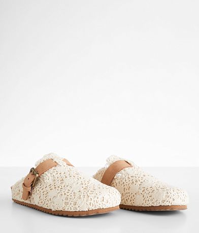 Very G Shilo Crochet Mule Shoe - Women's Shoes in Cream | Buckle